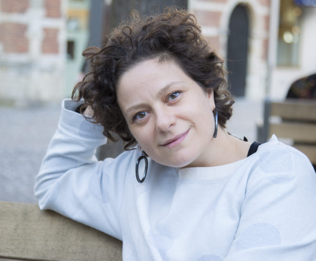 LES DIDASCALIES DU MONDE : LECTURE DU TEXTE DE HALA MOUGHANIE – SUDCREA